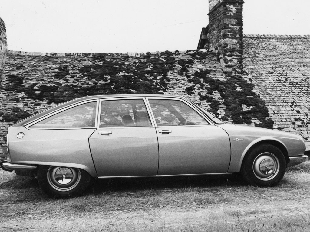 RE-2: quando a Citroën tentou fazer seu próprio helicóptero | Quatro Rodas