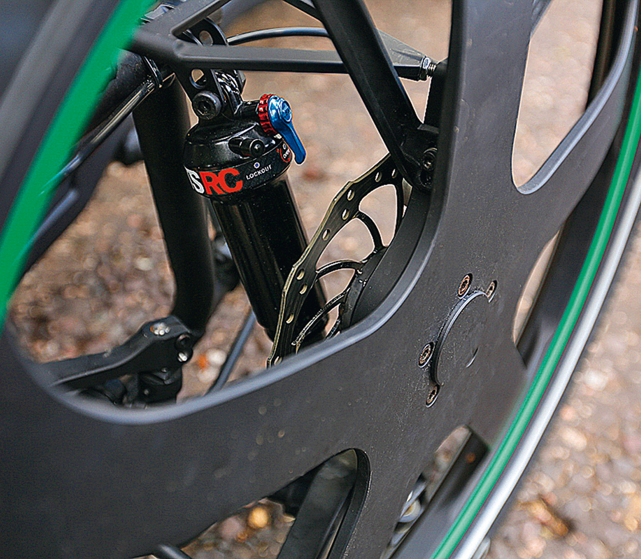 Bio-Hybrid: um passeio com o veículo que roda em ruas e ciclovias ...