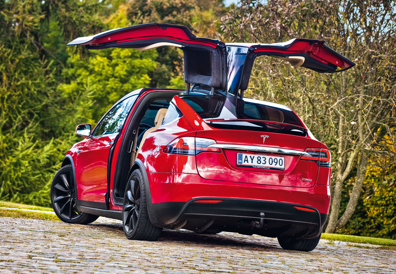 Impressões: Tesla Model X, o elétrico que te dá asas | Quatro Rodas