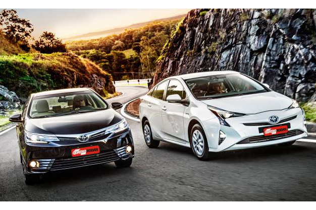 Comparativo: Toyota Prius enfrenta o tradicional Corolla | Quatro Rodas