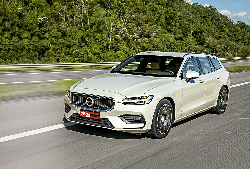 Teste: Volvo V60, uma perua feita para desafiar SUVs - Quatro Rodas