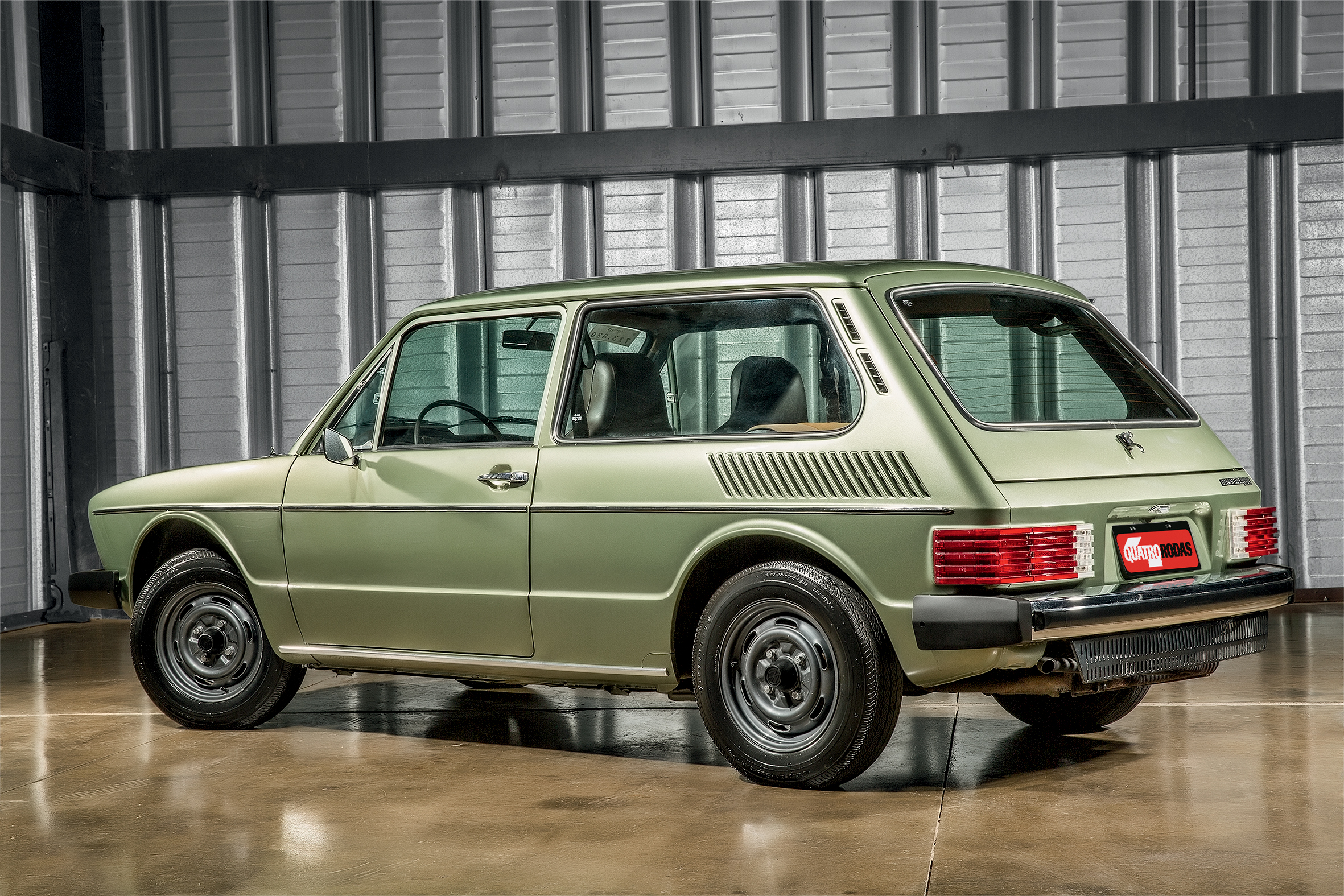 VW Brasília LS foi o último suspiro do motor a ar contra Gol e Chevette ...