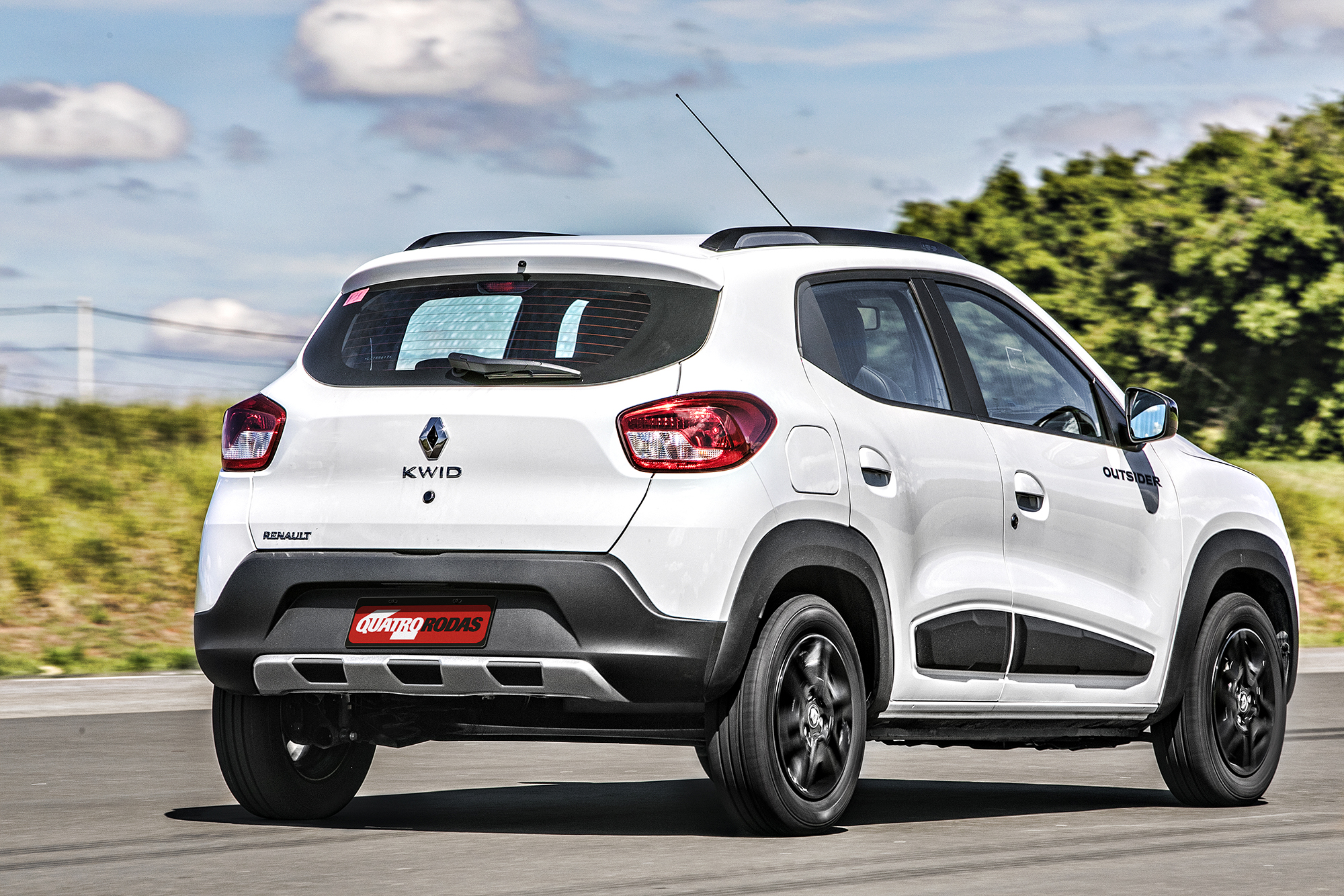 Teste: Renault Kwid 2020 freia melhor e enfim estreia versão Outsider ...