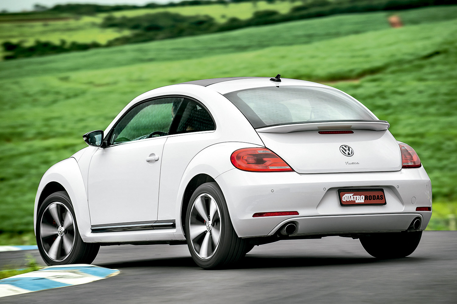 Guia de usados: VW Fusca tem desempenho e carisma, mas para manter ...