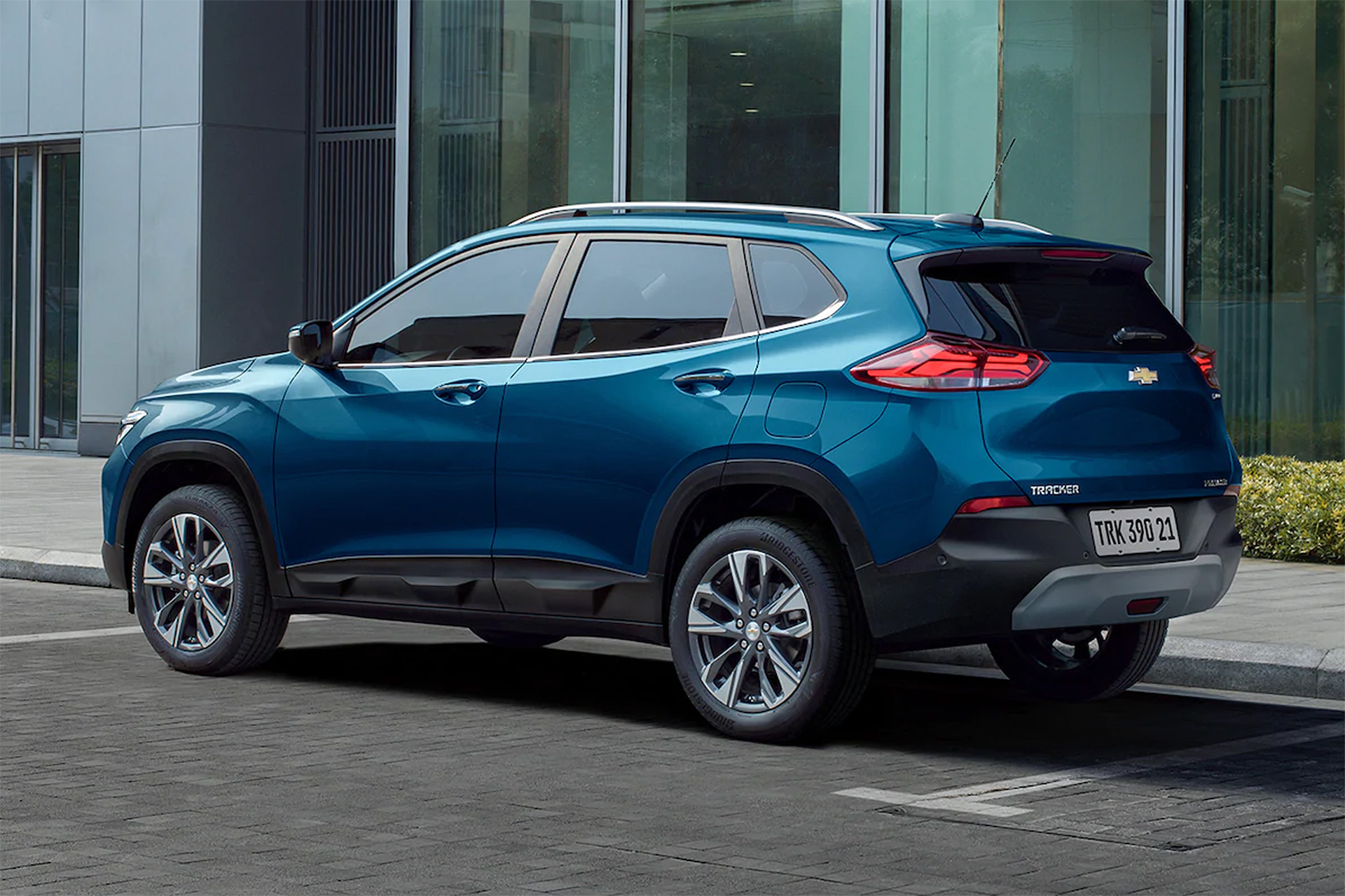 Novo Chevrolet Tracker parte de R$ 82.000: preços, versões e ...