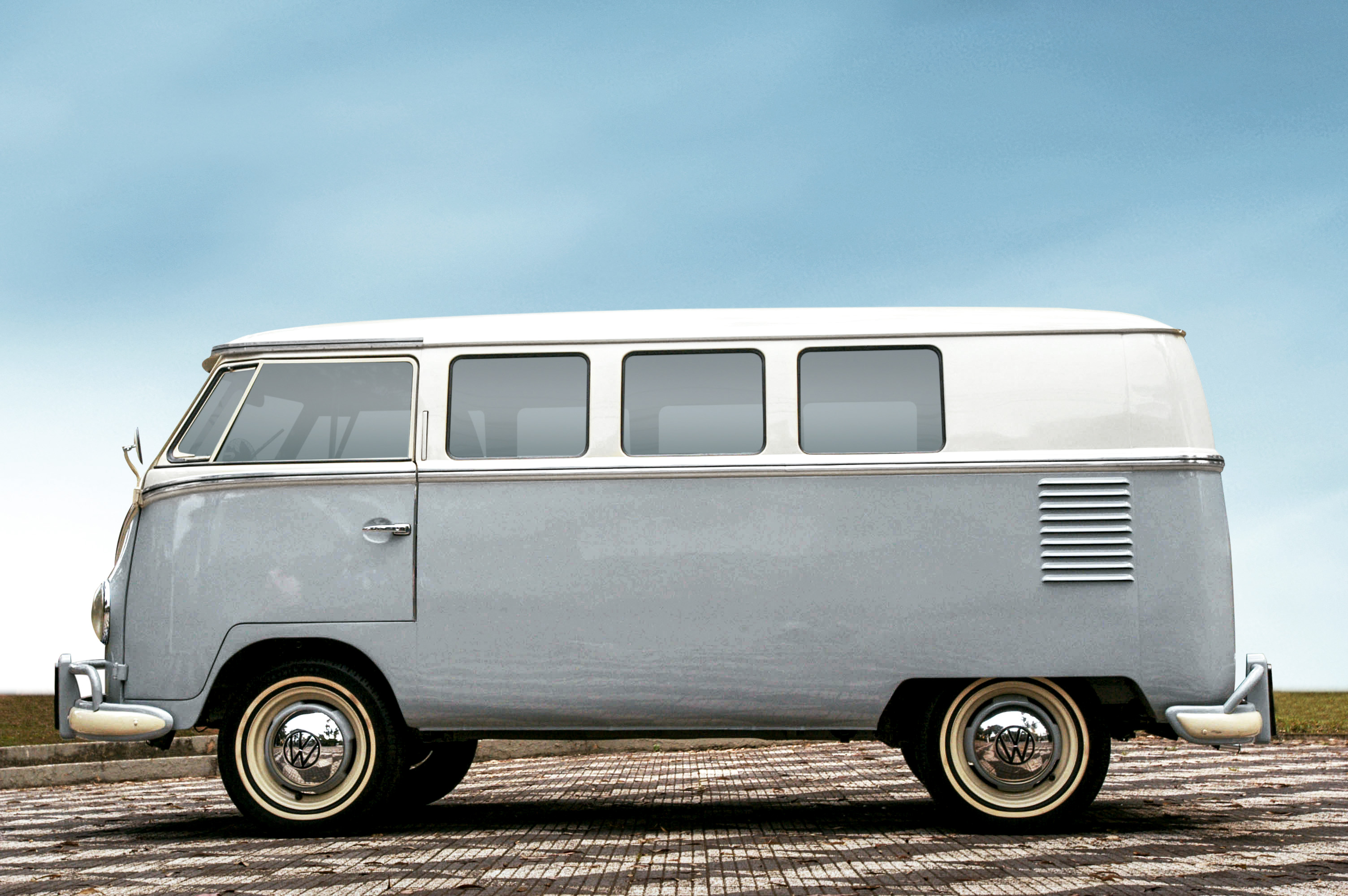 Clássicos: VW Kombi foi o carro mais versátil do Brasil por 56 anos ... Clássicos: VW Kombi foi o carro mais versátil do Brasil por 56 anos ...