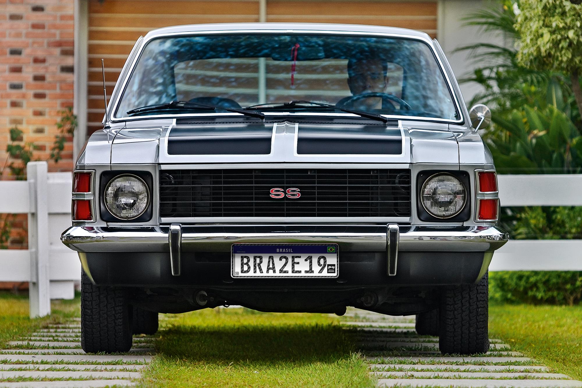 Fim da ‘placa treta’: carro de coleção original pode ganhar ...