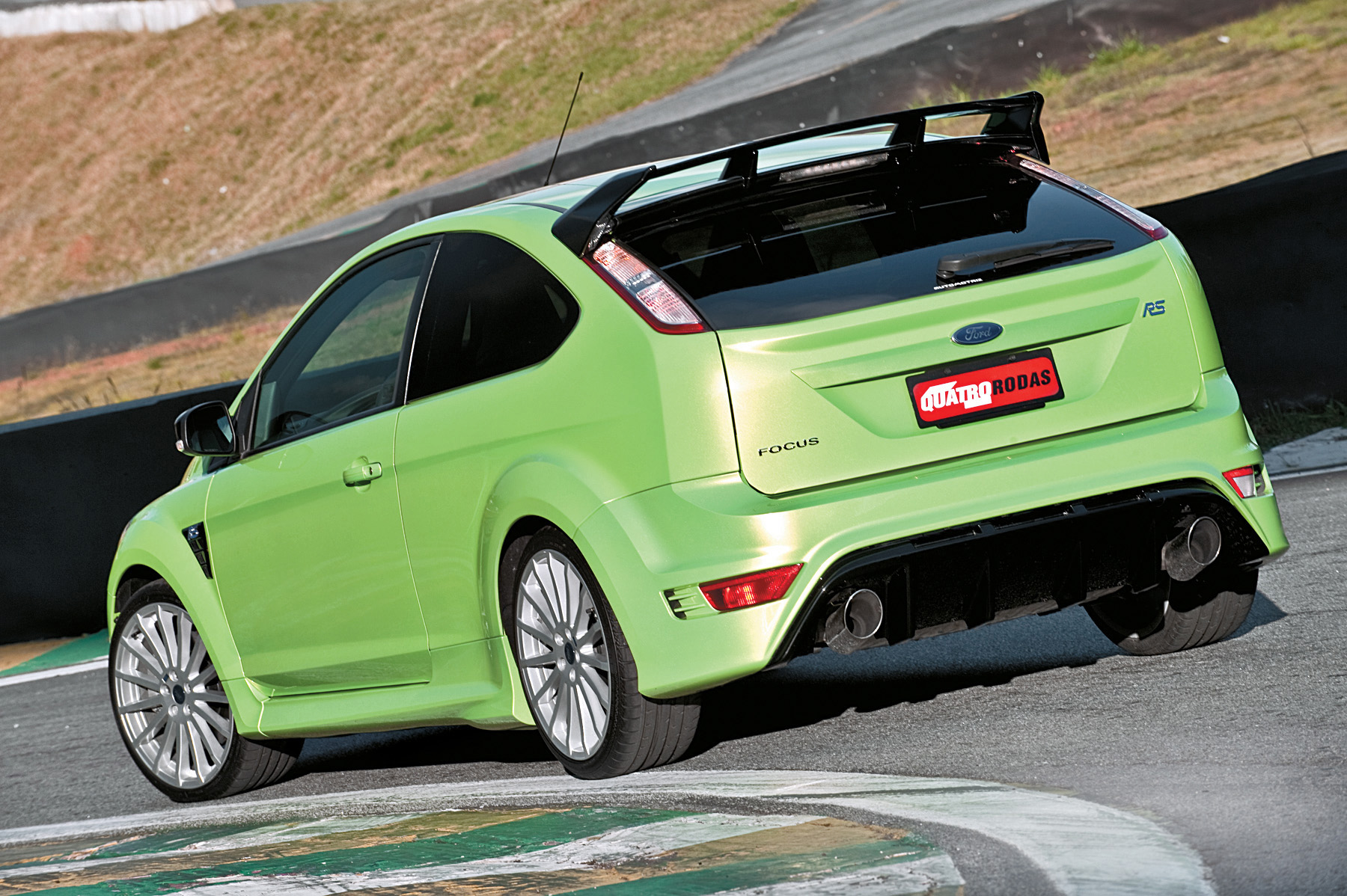 Único Ford Focus RS do Brasil é hatch esportivo com pique de carro de ...