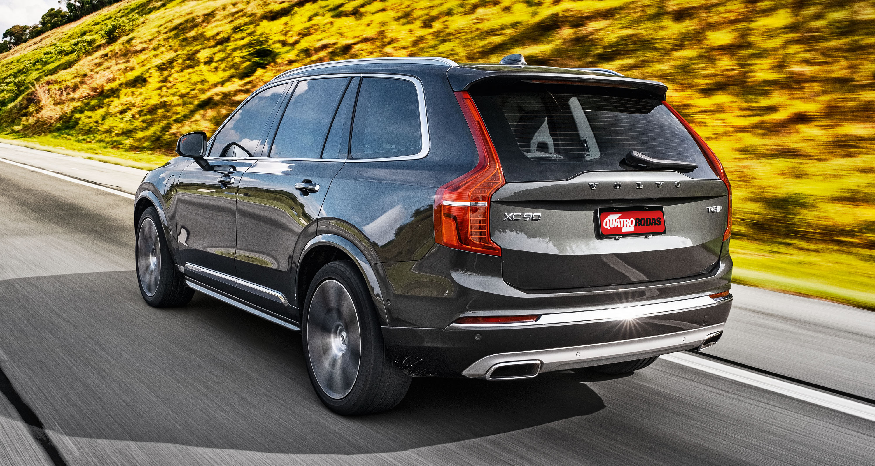 Teste: Volvo XC90 passa por mudança sutil e mantém majestade entre os ...