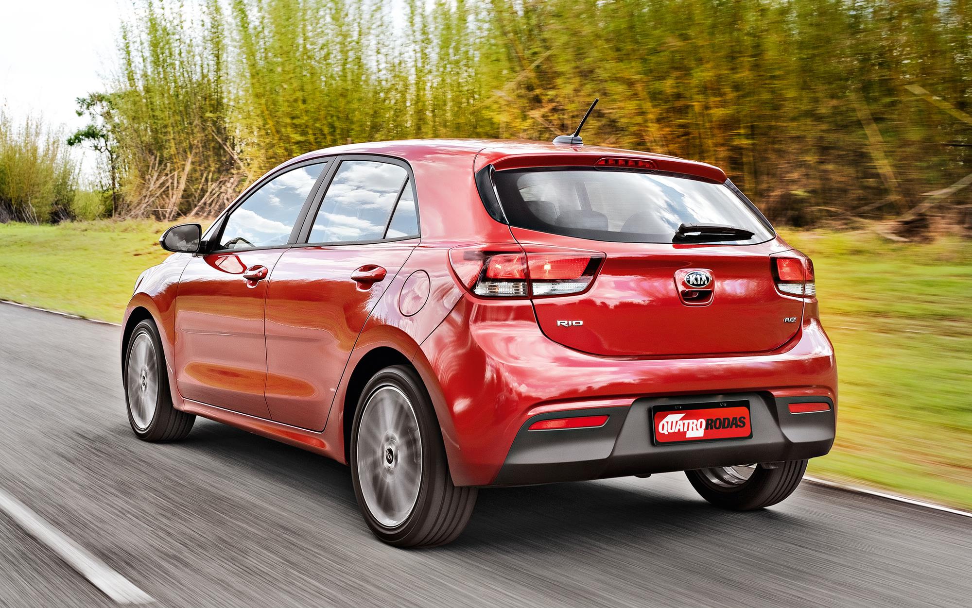 Teste: Kia Rio é hatch automático a preço de Onix e HB20, mas não por ...