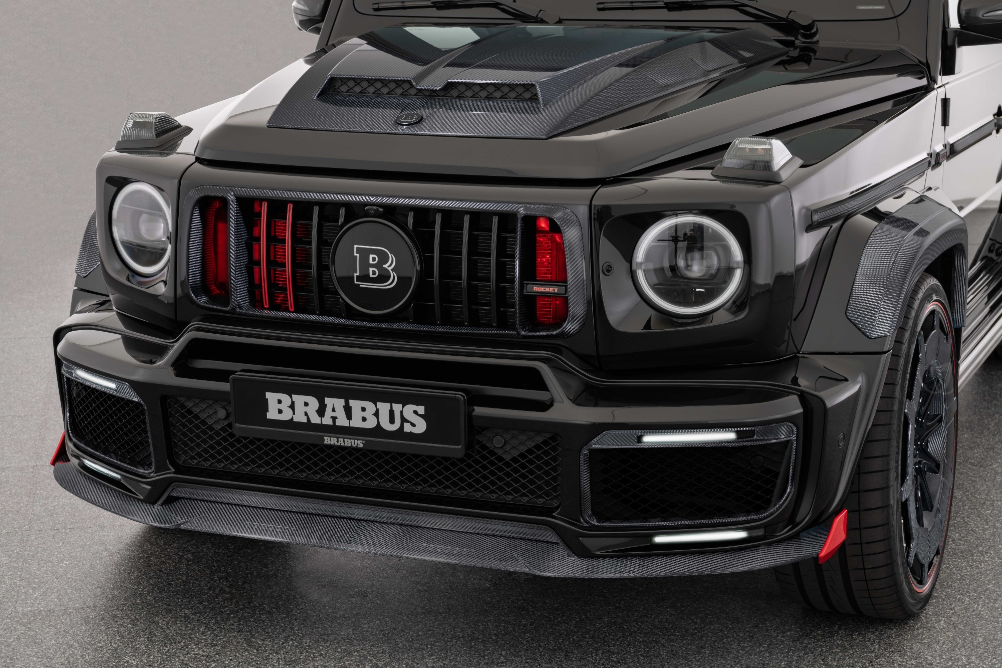 Mercedes-AMG G 63 da Brabus tem 900 cv e anda como superesportivo ...