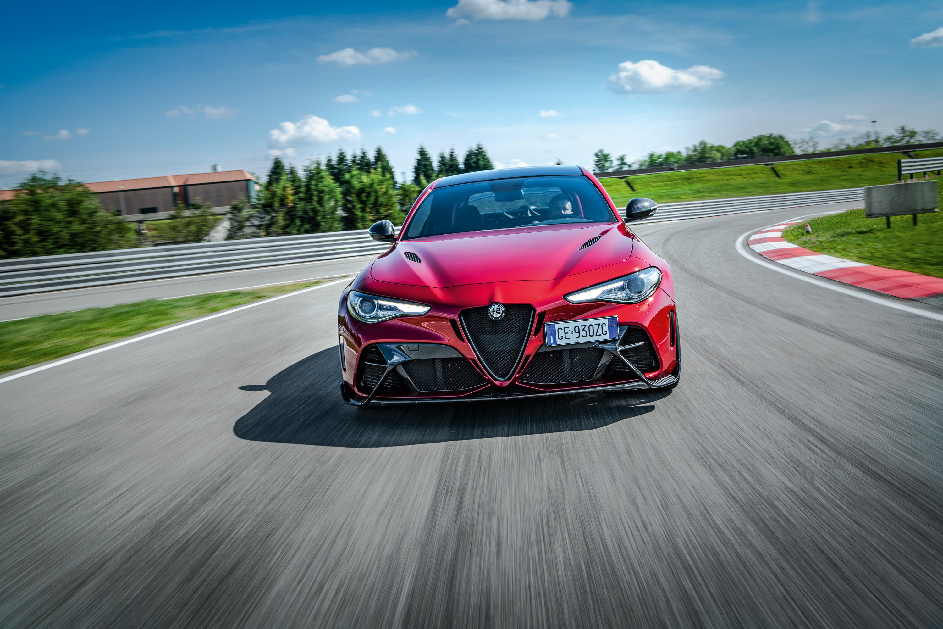 Alfa Romeo Giulia GTAm é rival do BMW M3 com sangue italiano | Quatro Rodas