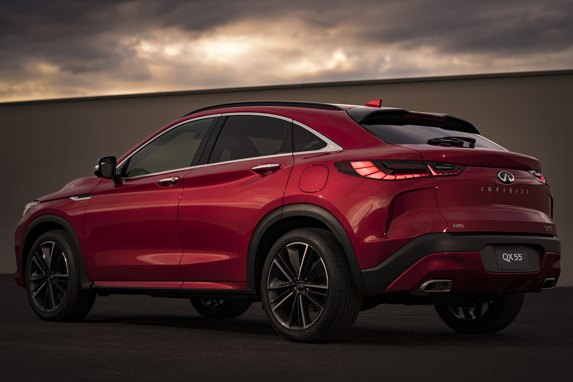 Até tu? Nova geração do Nissan Skyline poderá ser um SUV cupê | Quatro ...