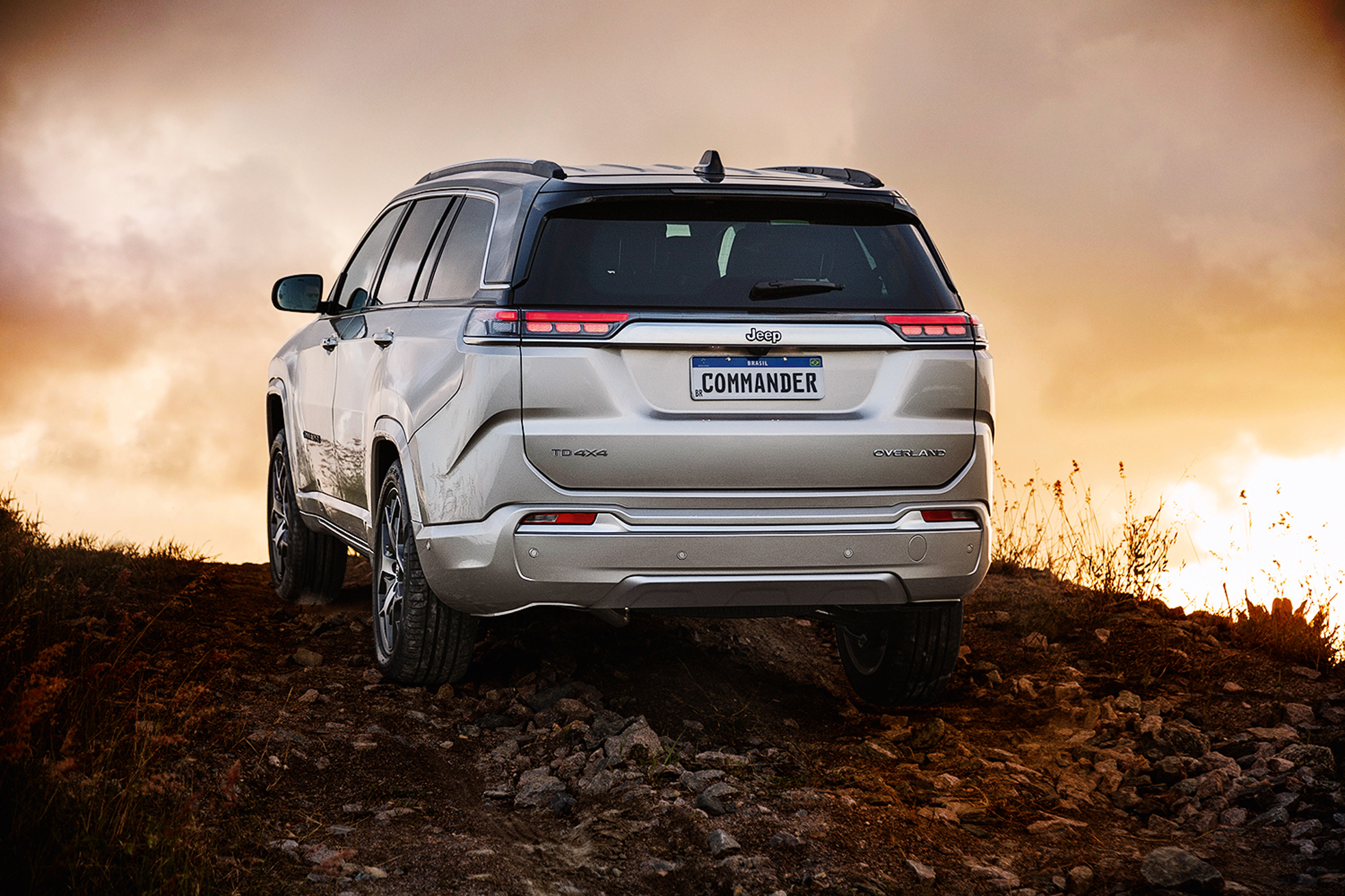 Jeep Commander vai trocar motor 1.3 turbo por novo 2.0 com mais de 240 ...