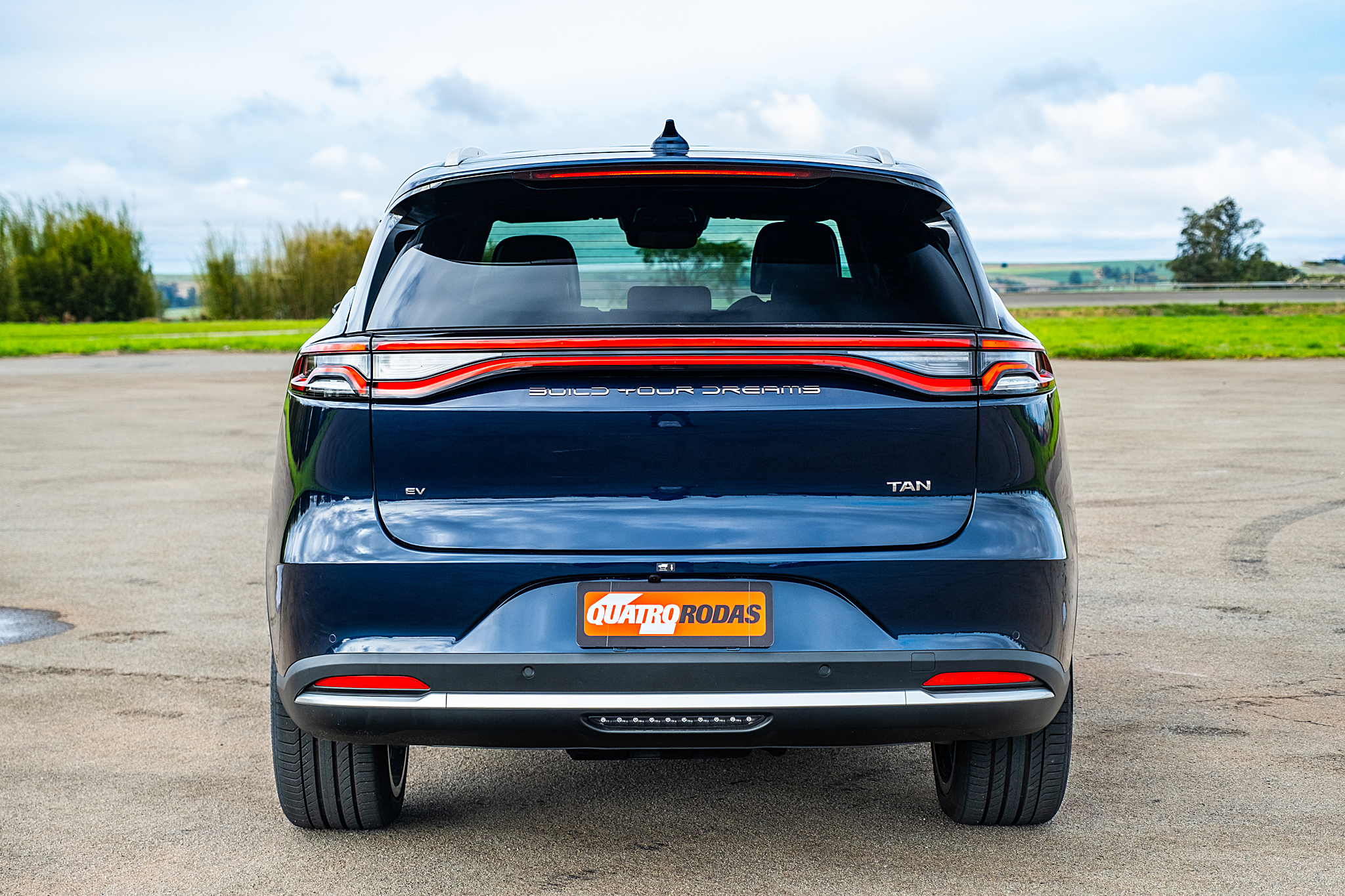 Teste: BYD Tan é SUV elétrico a preço de carro a gasolina e rápido como ...