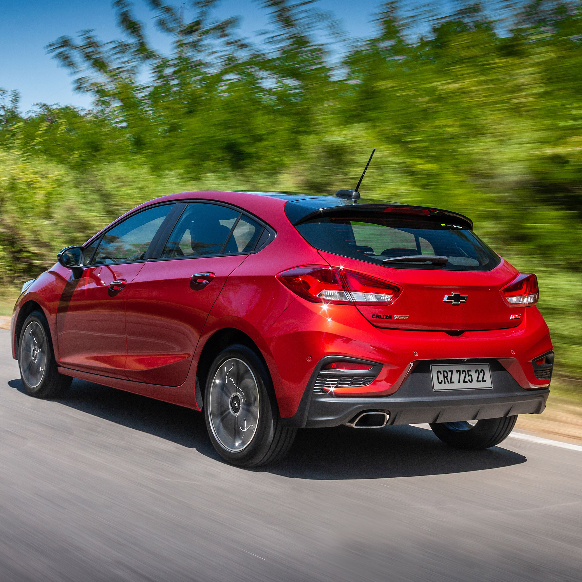 Chevrolet Cruze RS vira única opção do hatch; sedã ganha versão ...