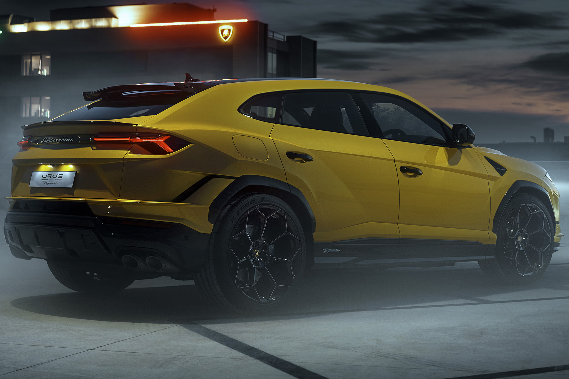 Lamborghini Urus Performante é SUV endiabrado com 666 cv e 306 km/h ...