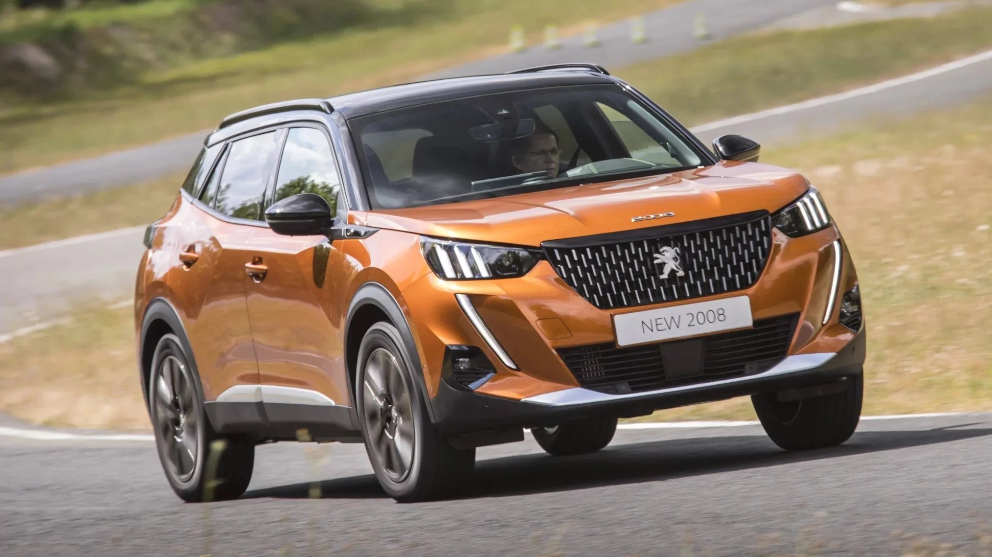 Brasil terá novo Peugeot 2008 mais simples e com motor do Pulse ...