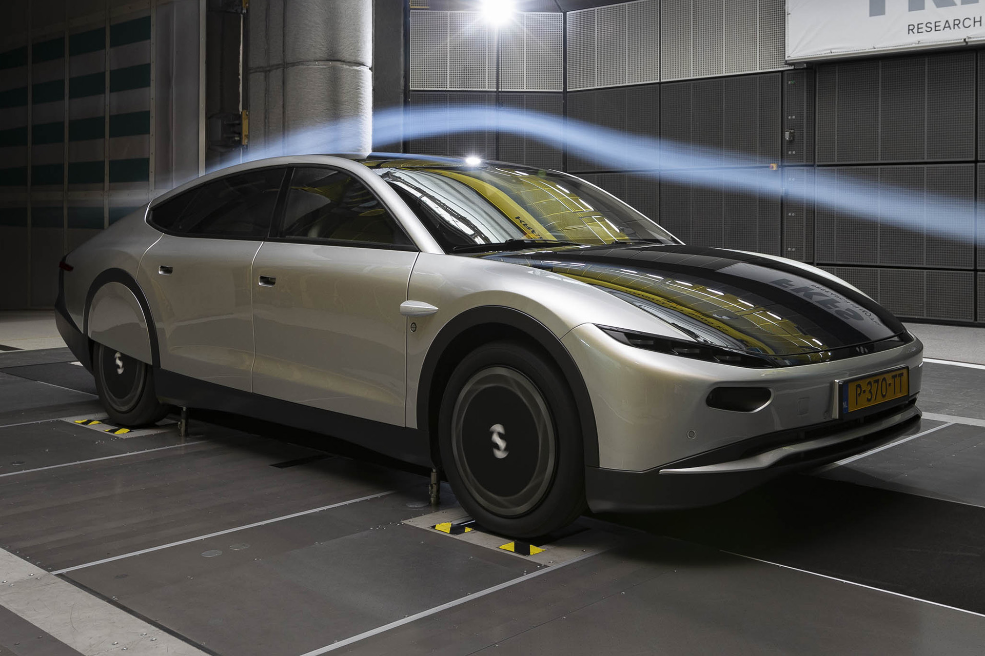 Fabricante de carro movido a energia solar, Lightyear anuncia falência ...