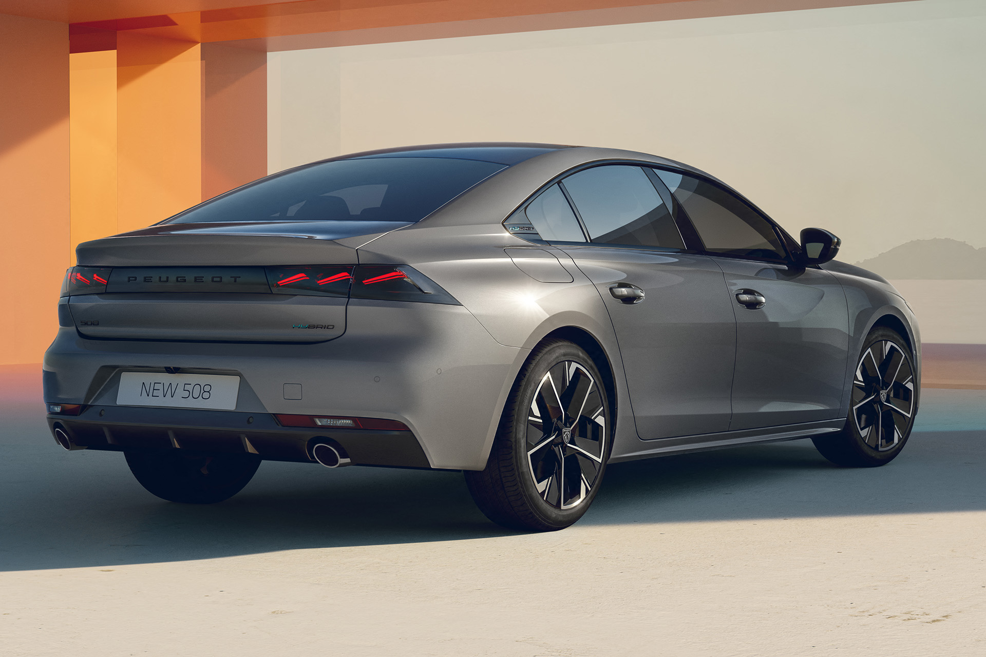 Peugeot 508 SW é uma perua de 360 cv e que faz 83,3 km/l de gasolina | Quatro Rodas