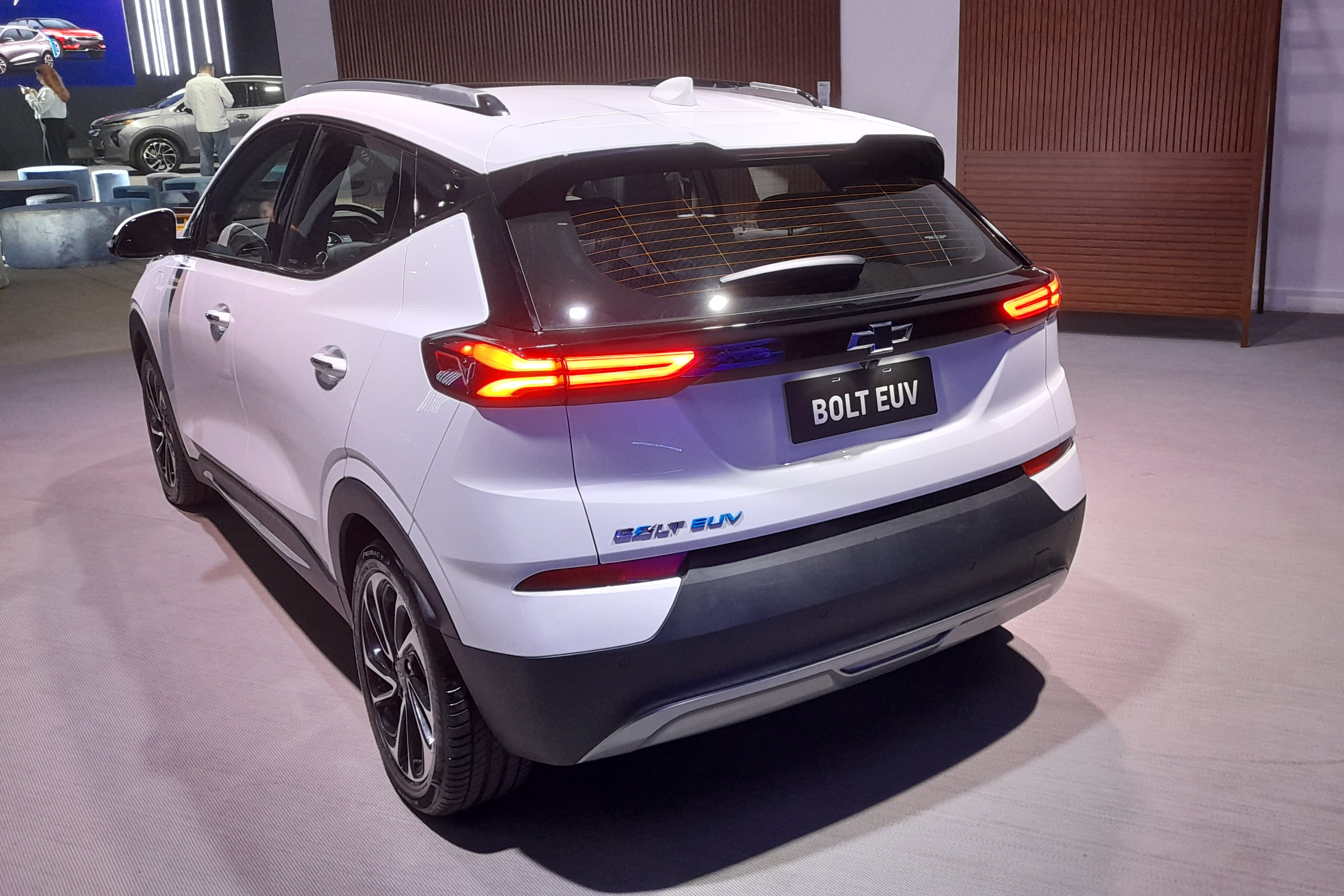 R$ 279.990: Perto do fim, Chevrolet Bolt EUV estreia no Brasil R$ 50.000 mais barato | Quatro Rodas