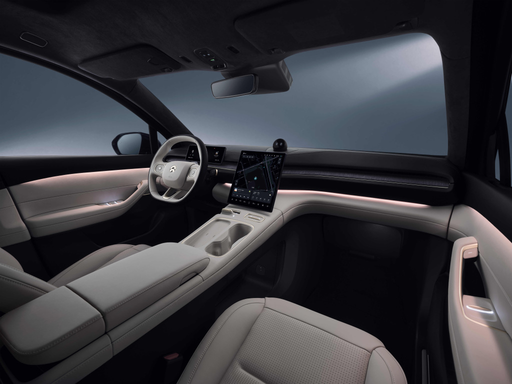 Nio ES6 é SUV elétrico chinês com banco reclinável e até 930 km de alcance | Quatro Rodas