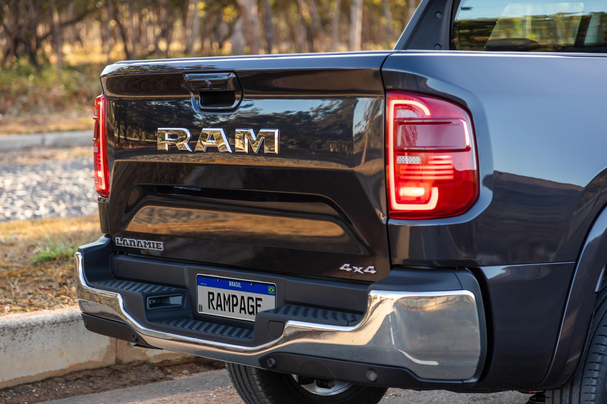 Ram Rampage é picape irmã da Toro com luxo de Jeep e custa R$ 239.990 ...