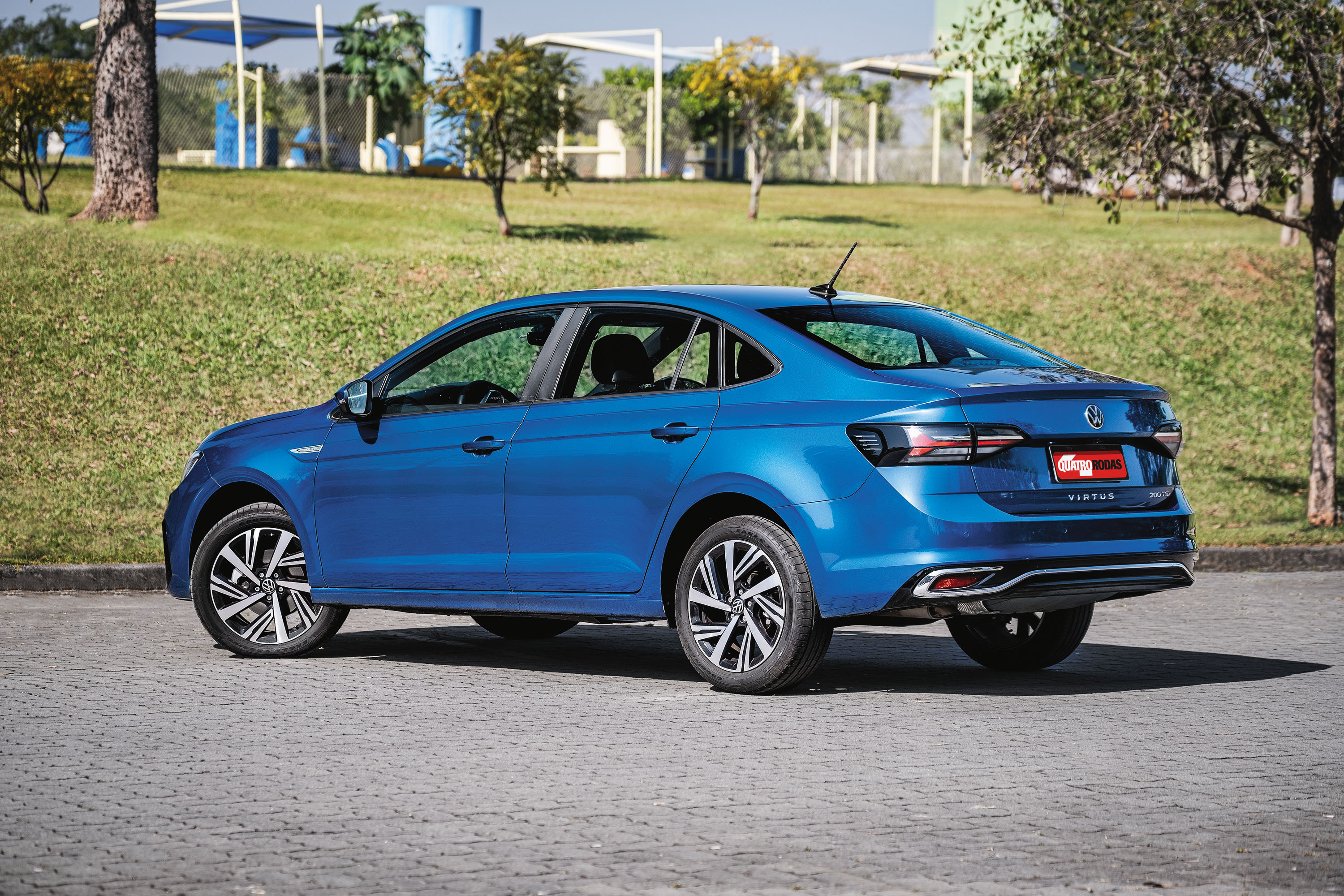 Novo VW Virtus enfrenta Honda City: qual o melhor sedã compacto de 2023 ...