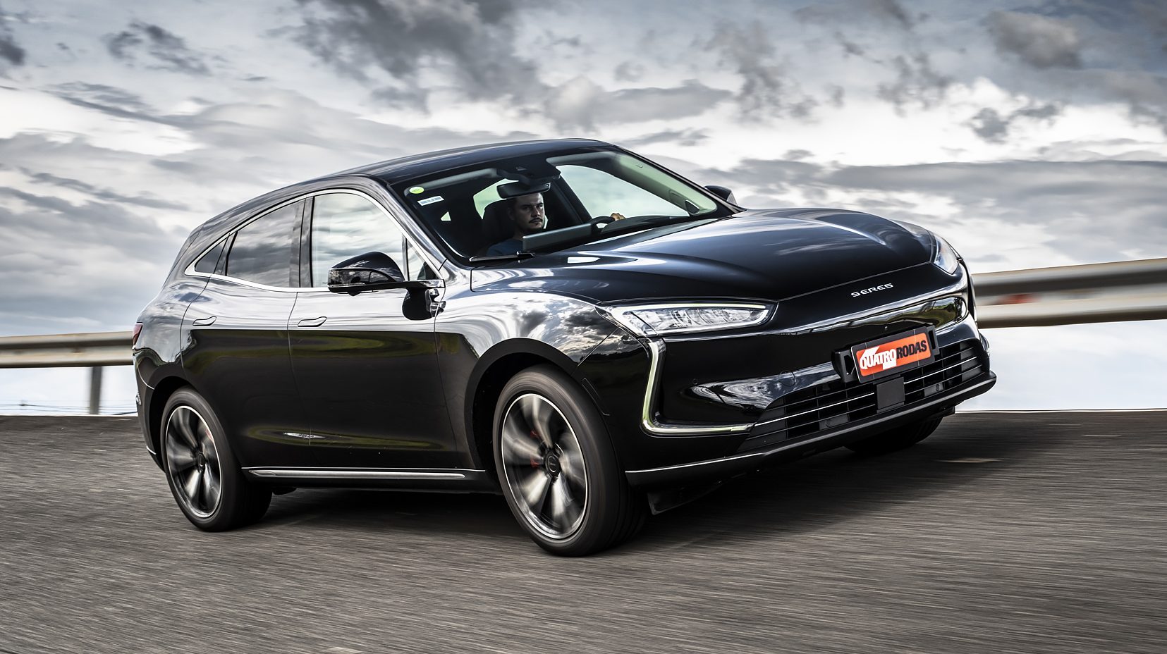 Seres M7 | Quatro Rodas