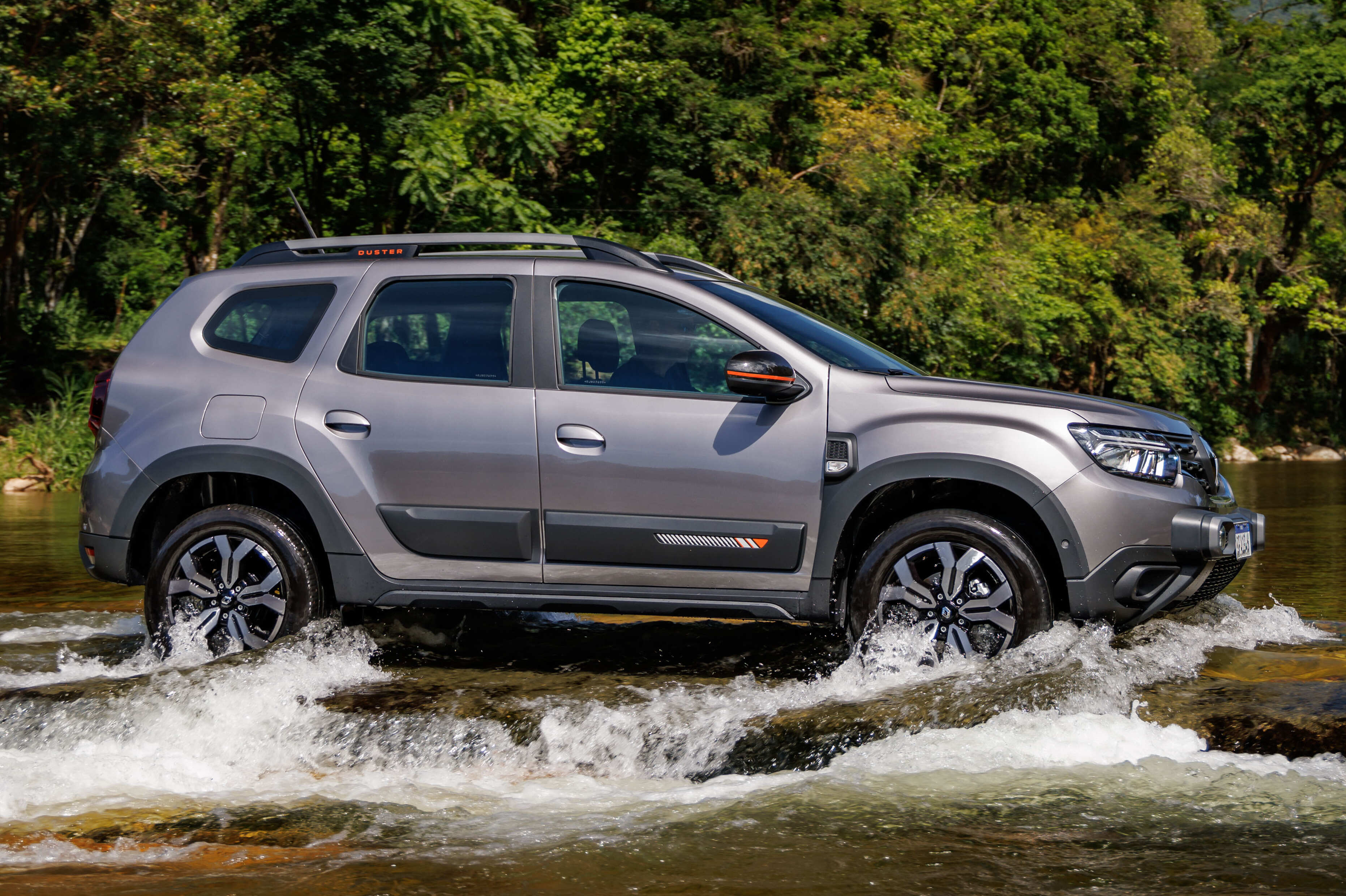 Renault Duster 2024 muda, passa a ter seis airbags e parte dos R$ 122. ...